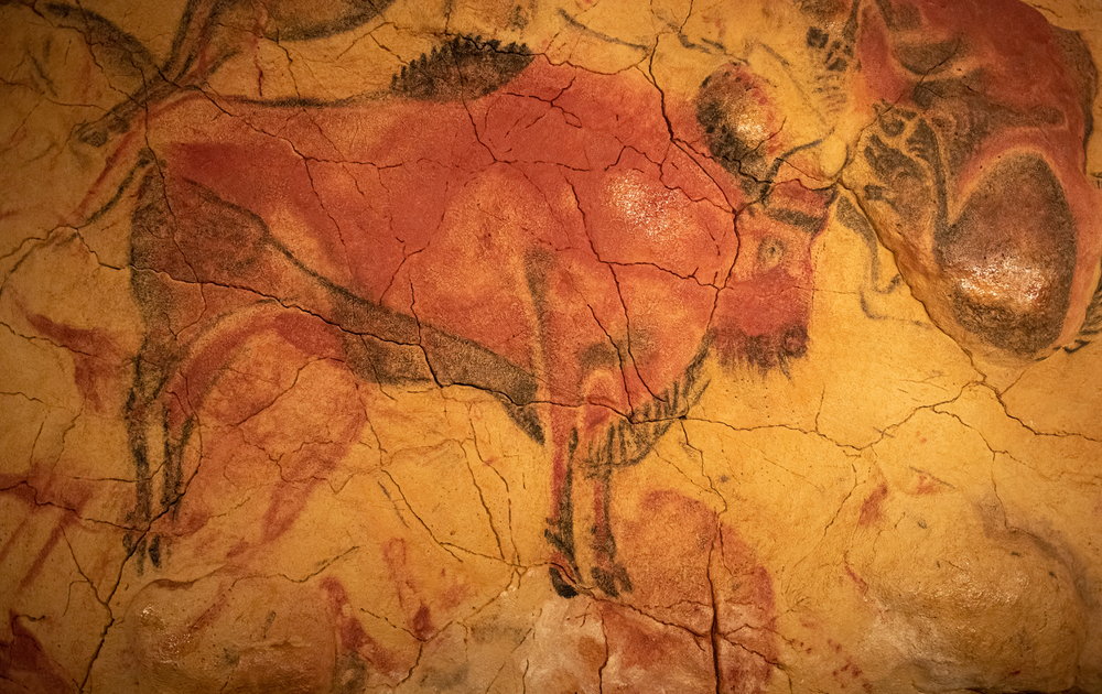 How was the Lascaux cave discovered?